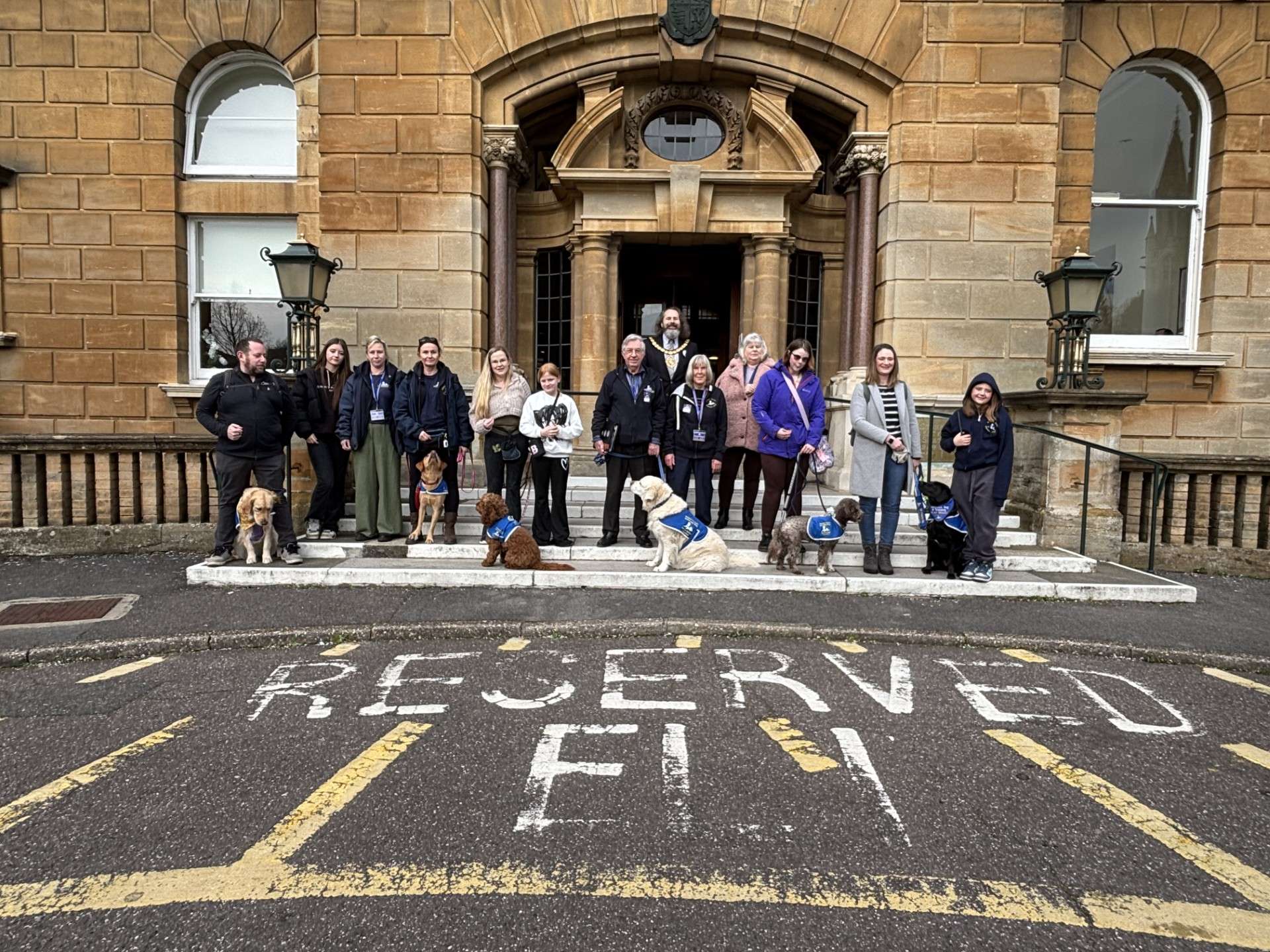 Helpful Hounds Honoured With Visit To The Mayor’s Parlour